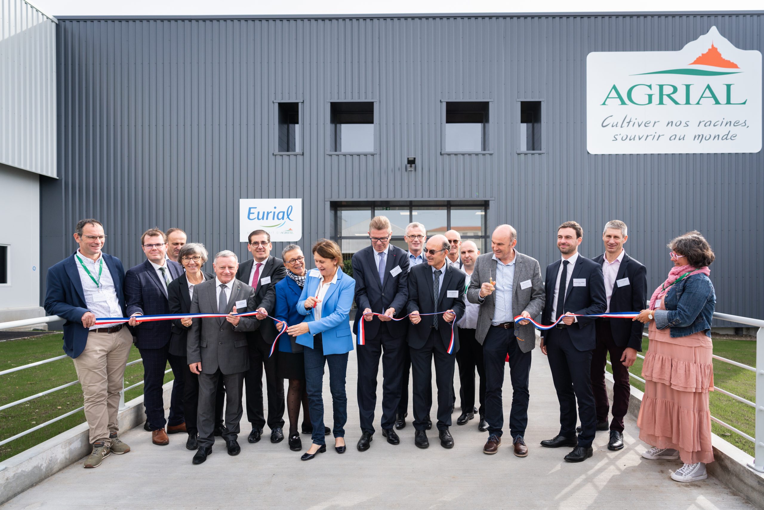 Inauguration de la fromagerie de Luçon : Agrial réaffirme son ...